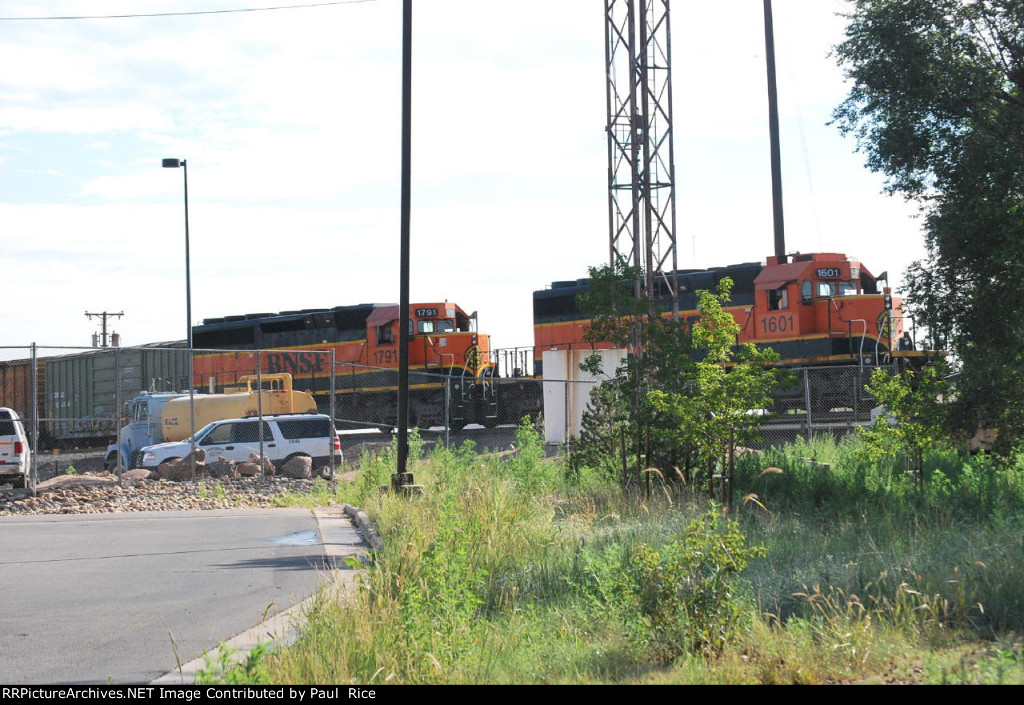 BNSF 1601 & BNSF 1791 Classifing Cars